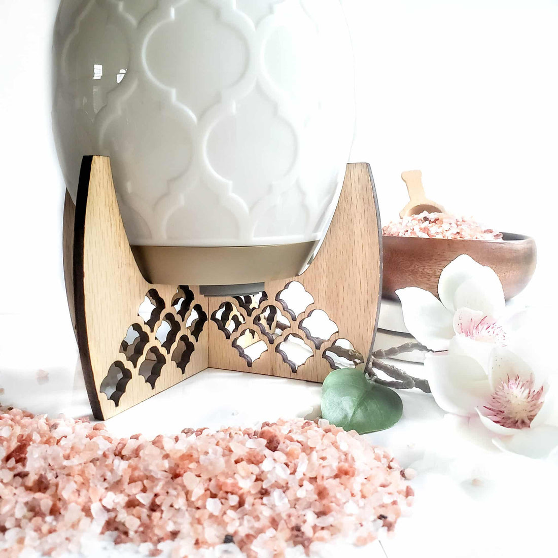 Diffuser Stands – A Dash of Kinship