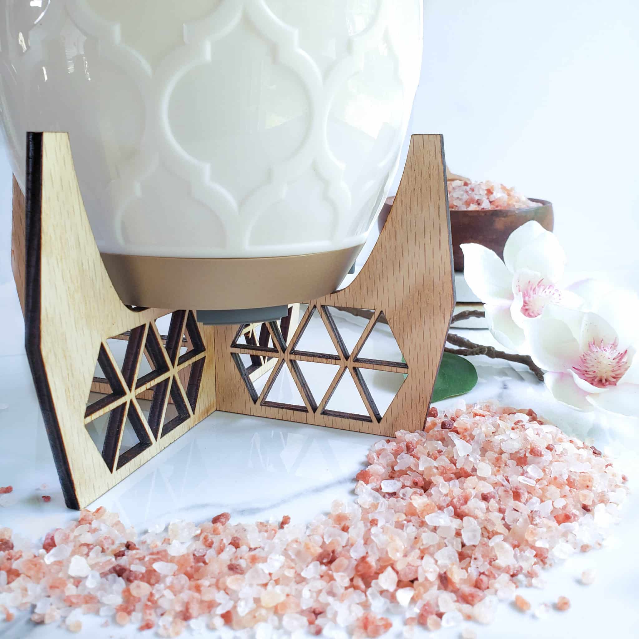 Diffuser Stands – A Dash of Kinship