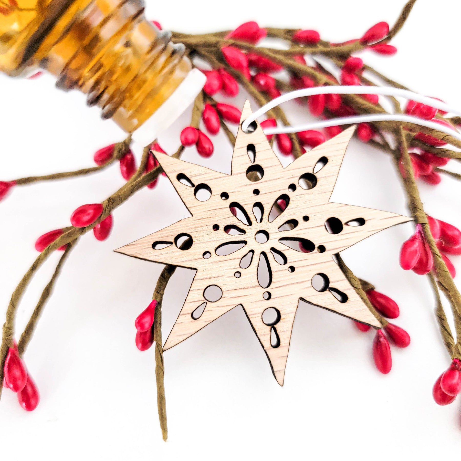 Christmas Wood Diffuser | Stellar Star – A Dash of Kinship